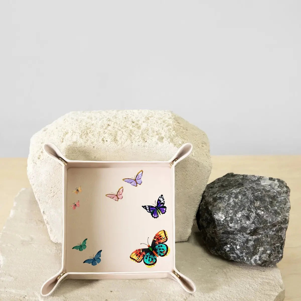 Butterflies Tray Beige – Peter Kate
