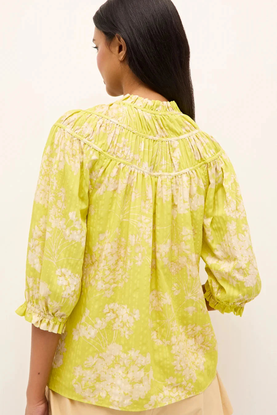 Finley Top Honeysuckle – Peter Kate